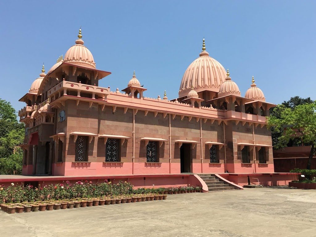 Sri Ramkrishna Ashram, Nimpith | Rider Escaped Travelogue